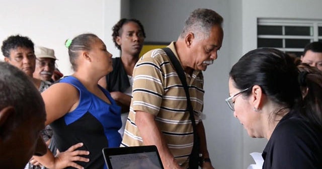 FEMA offers to airlift Puerto Rico residents to U.S. mainland - CBS News