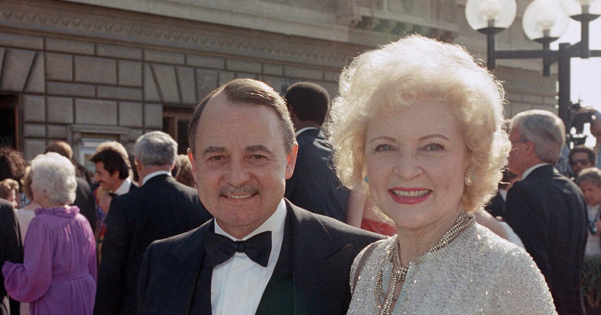 John Hillerman, Higgins in "Magnum, P.I.", dead at 84 - CBS News