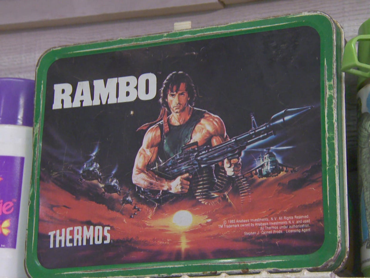 Childhood memories preserved at the Lunchbox Museum - CBS News
