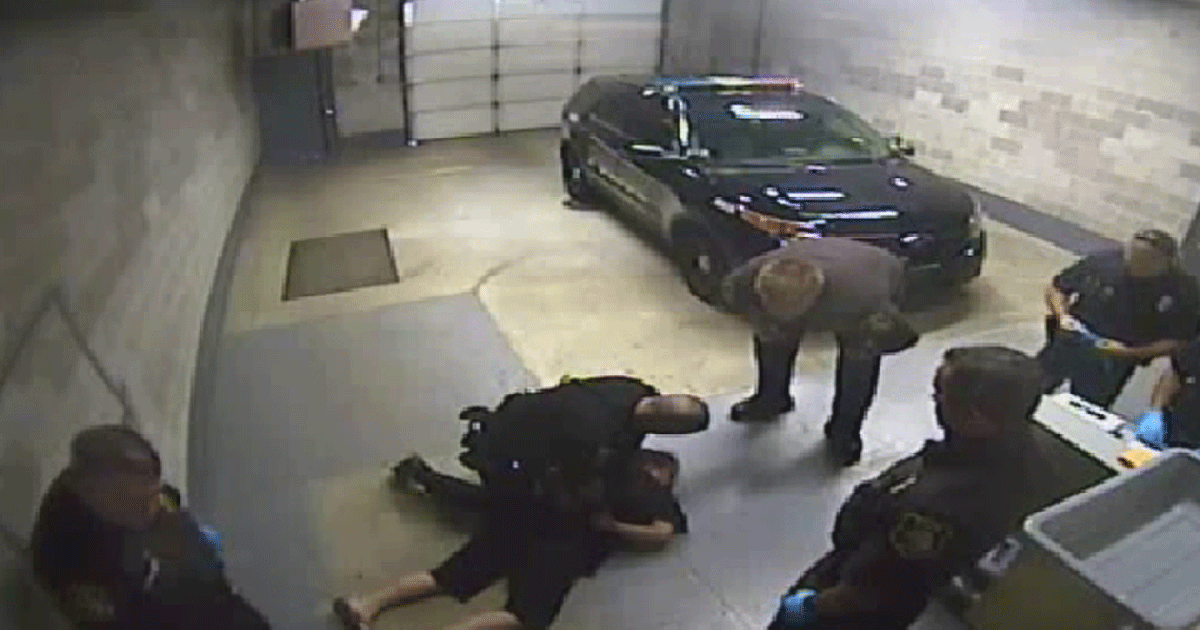 Video Shows Cop Slamming Handcuffed Woman To The Ground Cbs News