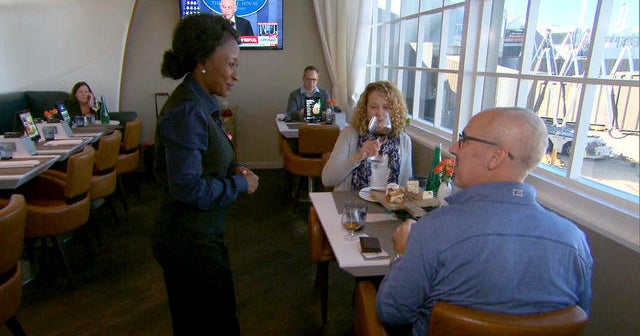 Inside United Airlines' secret, invite-only restaurant at Newark ...