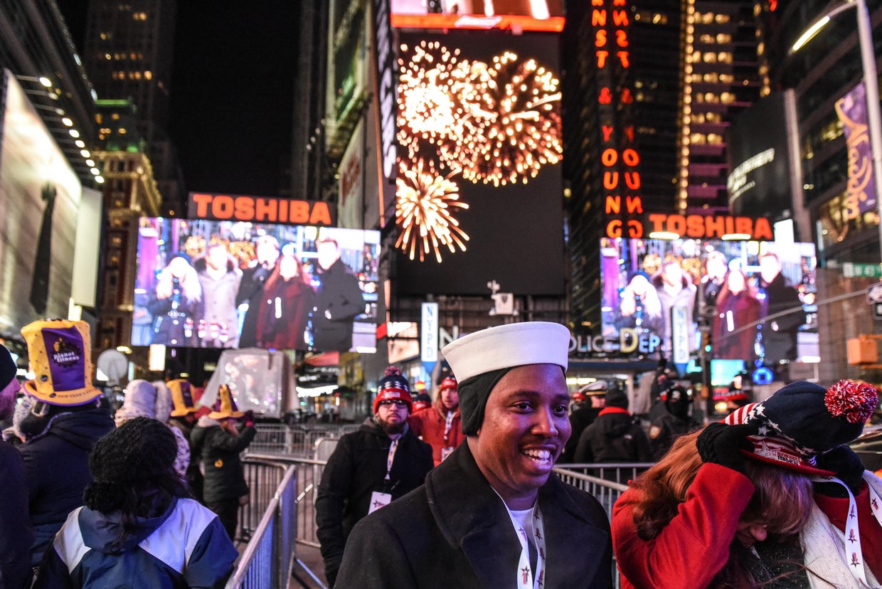 Happy New Year! Celebrations around the globe