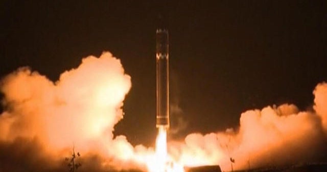 What it actually takes to launch nuclear weapons - CBS News