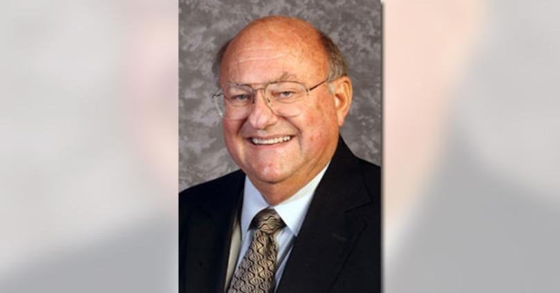 Kansas lawmaker quits posts but keeps his seat after remarks about ...