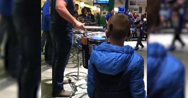 Deaf boy hears live music for first time - CBS News
