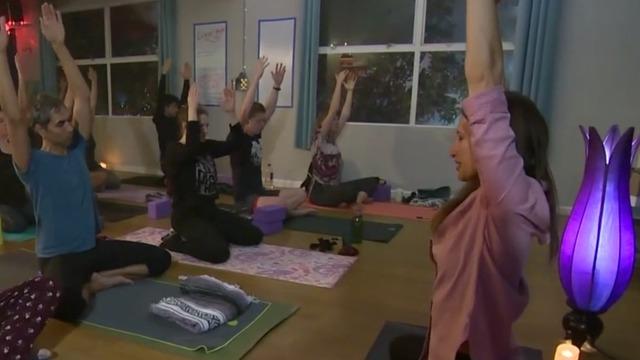 "Ganja yoga" offers a mix of mindfulness and marijuana - CBS News