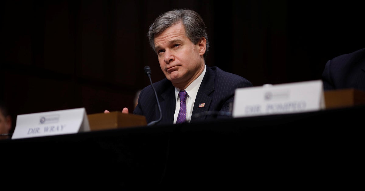 FBI director's timeline on Porter security clearance contradicts White ...
