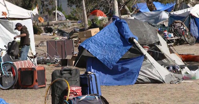 Long-time California homeless encampment cleared out - CBS News