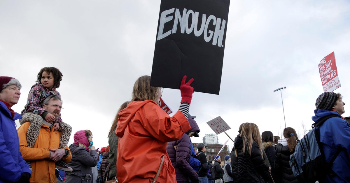 Democratic candidates team up for gun control video - CBS News
