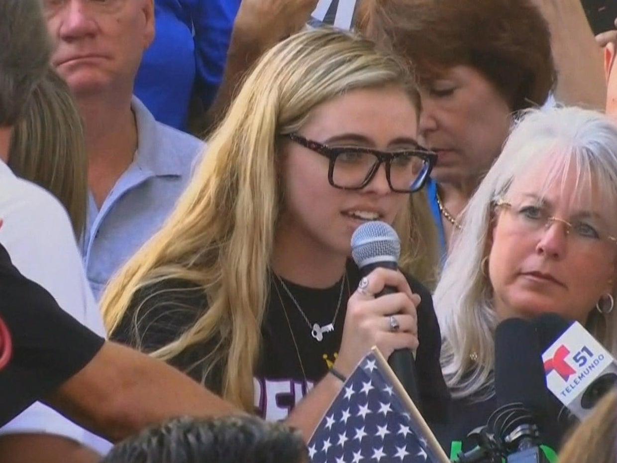 "39 Days": How Parkland shooting survivors turned grief into action ...