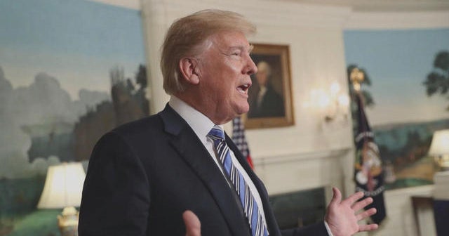 Trump defends Sinclair after video shows anchors reciting script ...