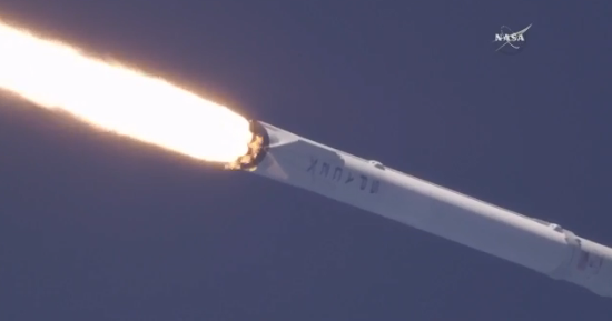 SpaceX launches NASA planet-hunting satellite - CBS News