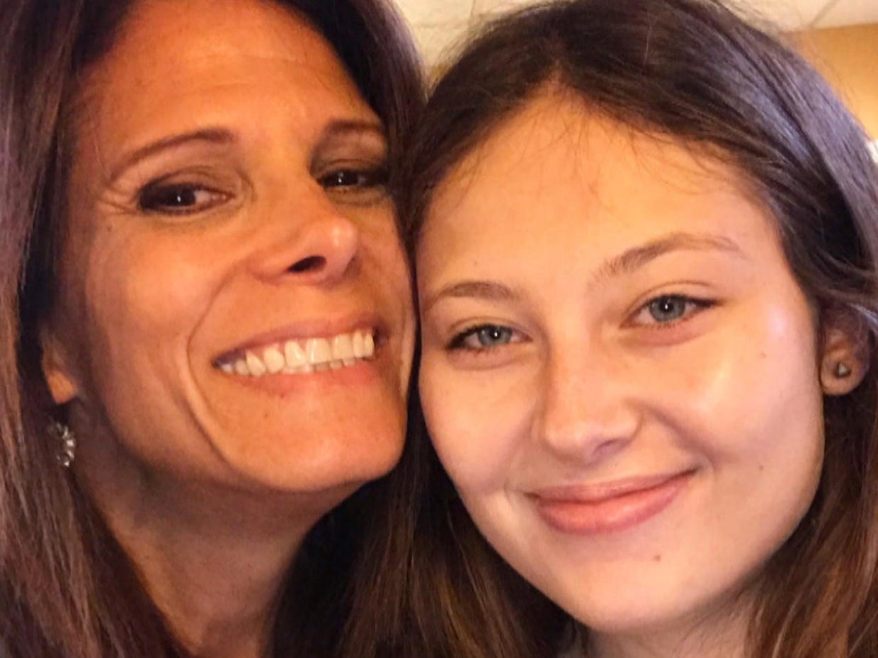 Daryn Kagan's Mother's Day card to her daughter's first mother - CBS News