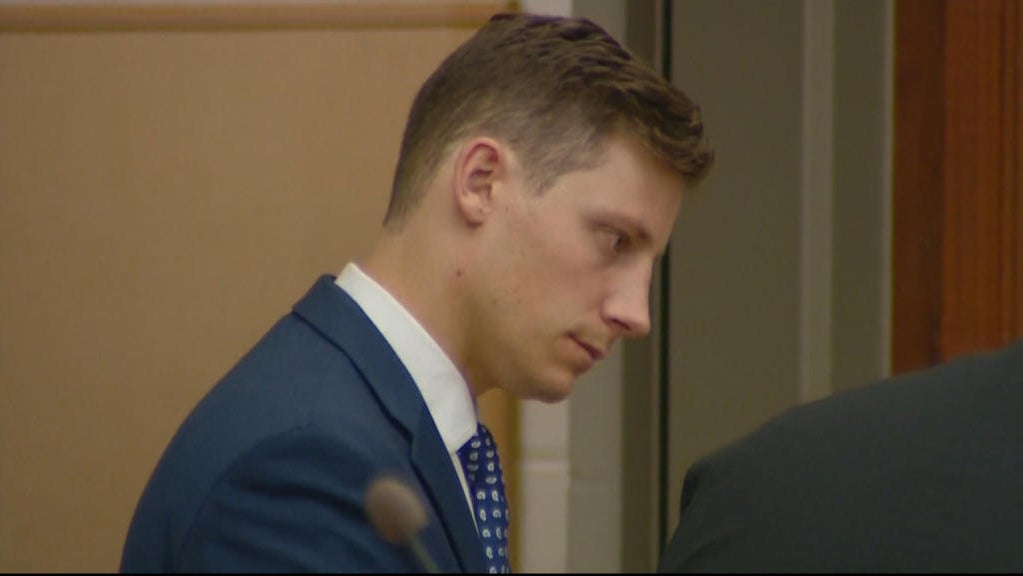 FBI agent avoids jail time after gun fires while dancing - CBS News