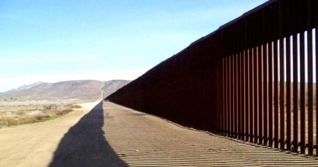 Separating migrant families at the border: How we got here - CBS News