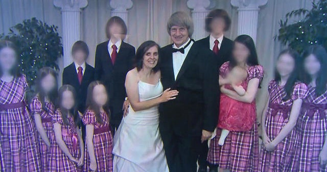 Turpin sibling's 911 call after escape from "house of horrors" details alleged abuse - CBS News