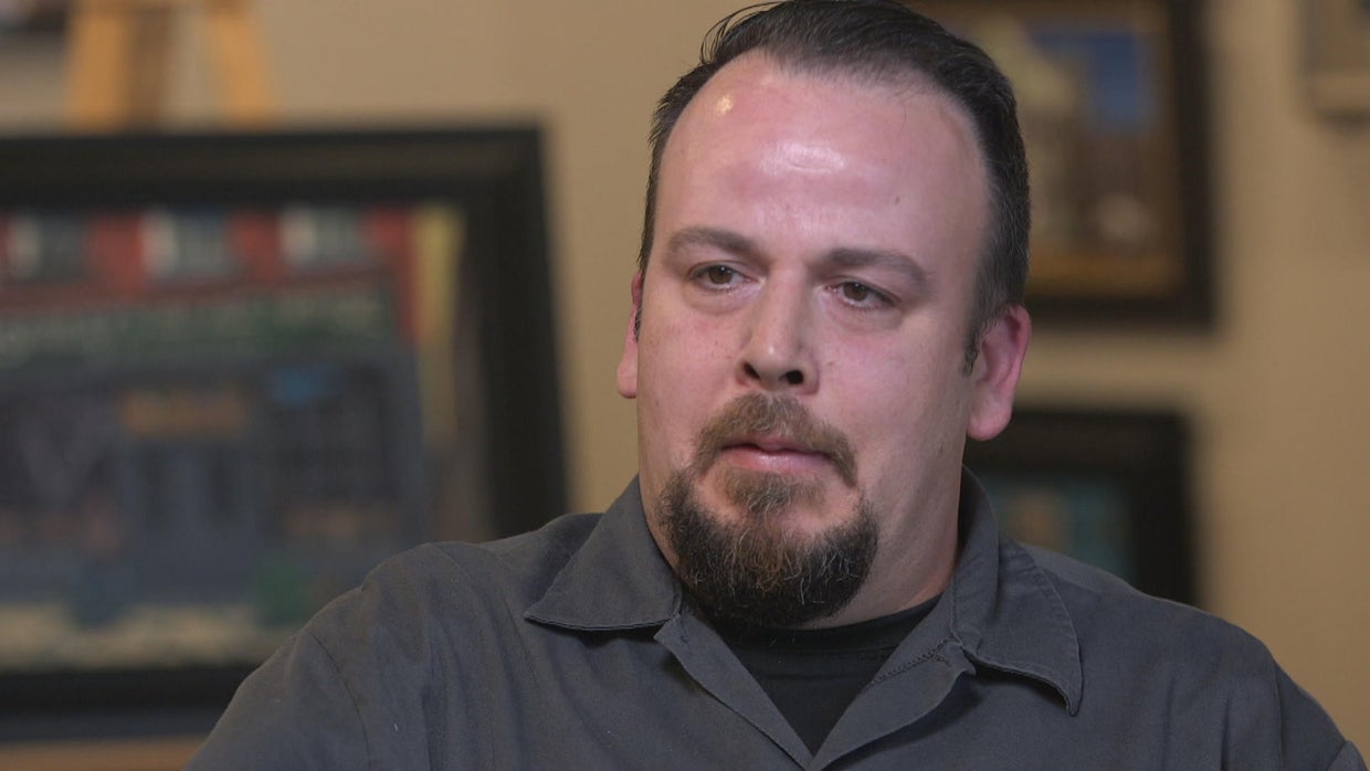 Veteran Peter Damon, who lost both arms in Iraq, discovers a talent for ...