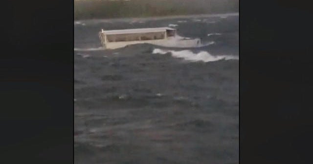 Safety measures taken on sunken duck boat under scrutiny - CBS News