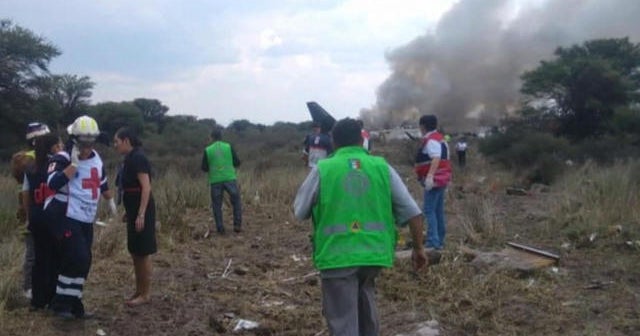 Aeroméxico plane crashes in Durango, Mexico - CBS News Aeroméxico plane crashes in Durango, Mexico - CBS News