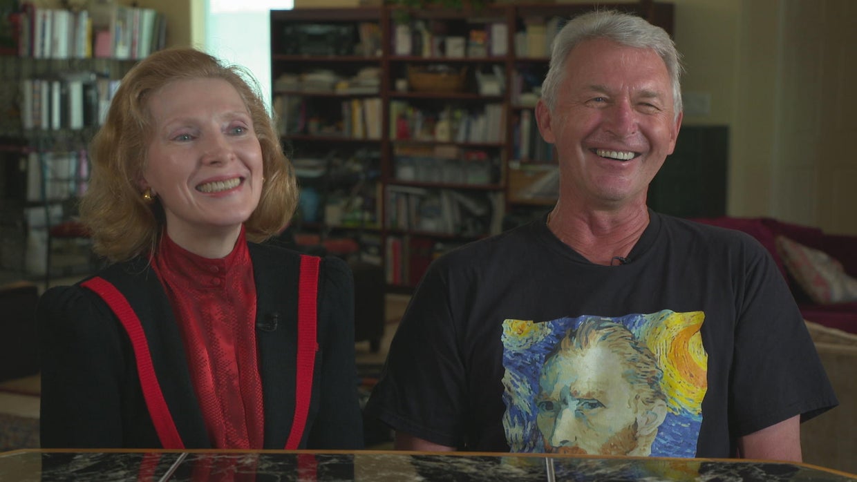 Mural inspired by Starry Night becomes a First Amendment issue - CBS News