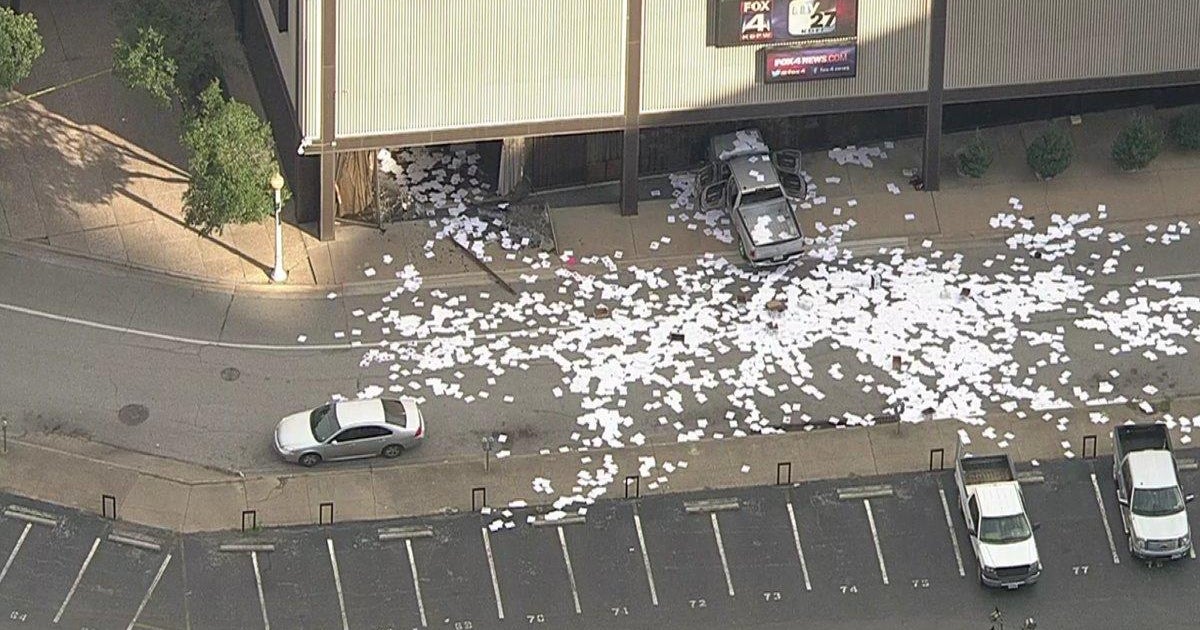 Man arrested after crashing truck into Fox 4 News building in Dallas ...