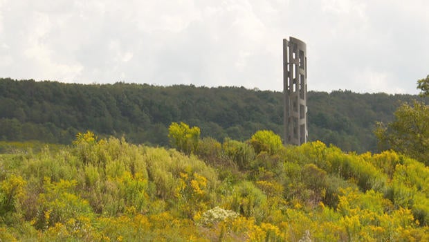 9/11 heroes honored with wind chime memorial - CBS News