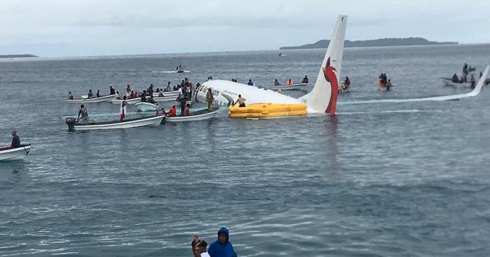 Air Niugini confirms 1 dead in Chuuk island plane crash into Pacific ...