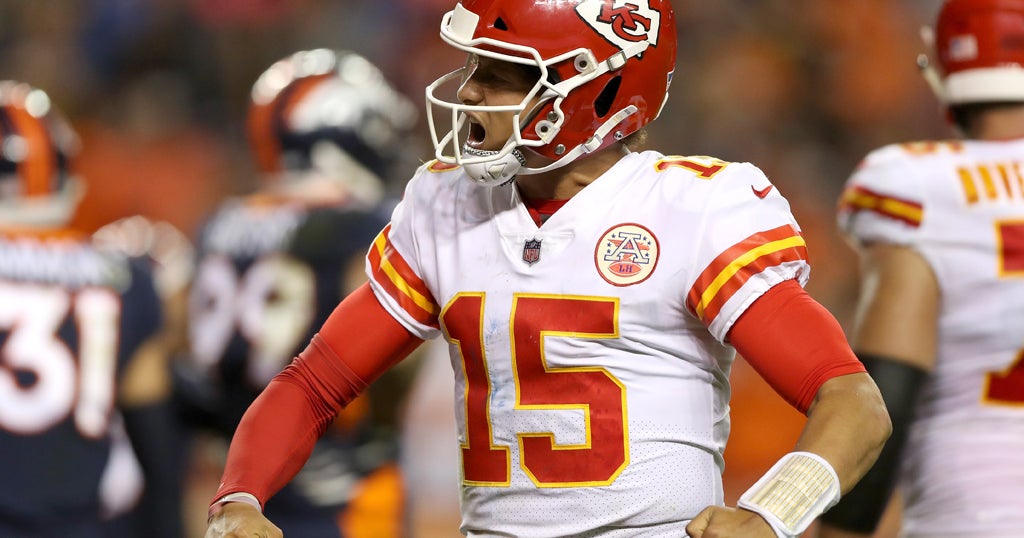 Patrick Mahomes' Teammates Think He Sounds Like A Muppet - CBS New York