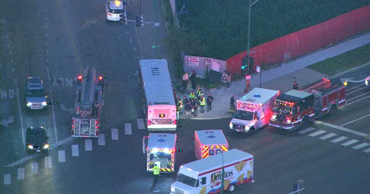 More Than 20 Injured When CTA Bus Hits Pole In Greater Grand Crossing ...