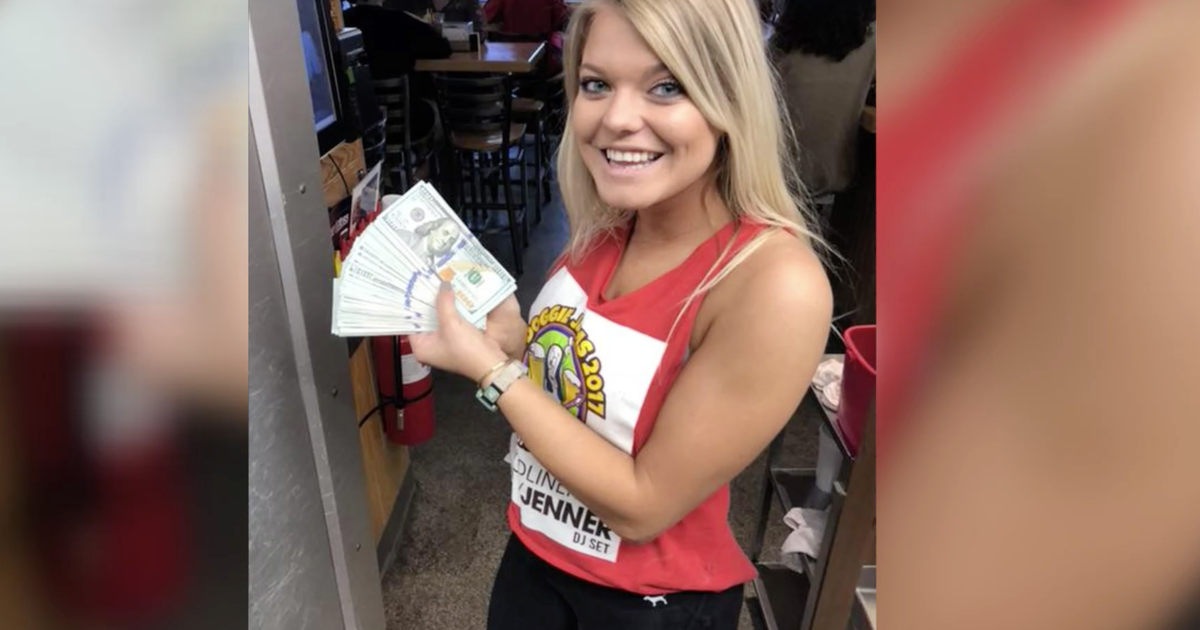 YouTube star Mr. Beast orders two waters at Sup Dogs, leaves $10K tip ...