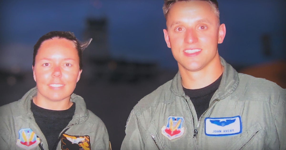 First husband-and-wife duo to fly B-2 stealth bombers retire after ...