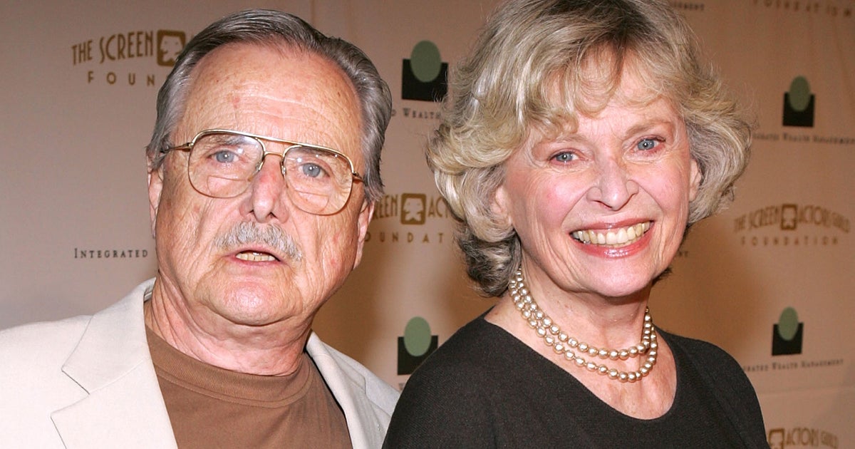 Actor Who Played Mr. Feeny On 'Boy Meets World' Scares Off Would-Be ...