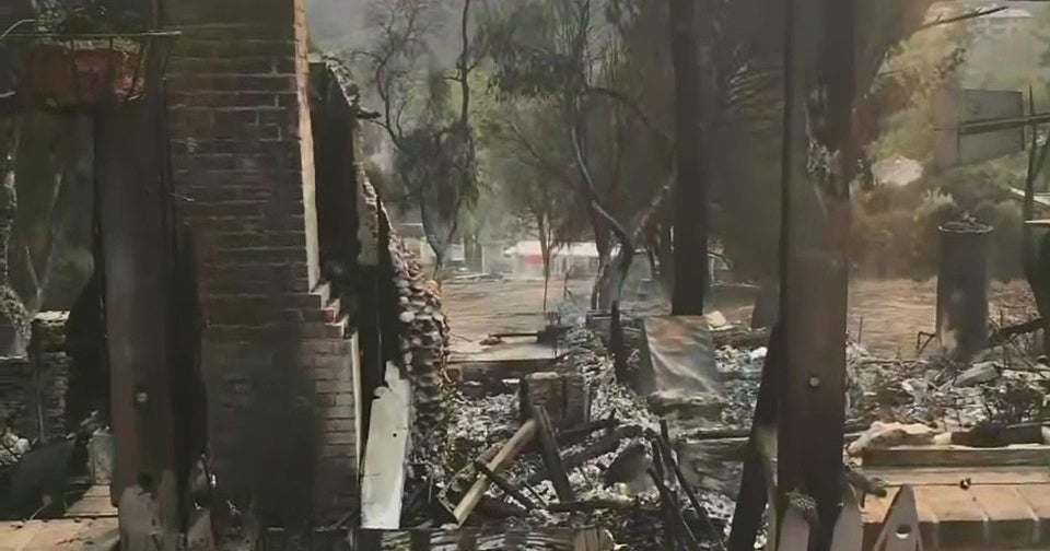 Van Nuys Students Raise Thousands For Teacher Who Lost Home In Woolsey ...