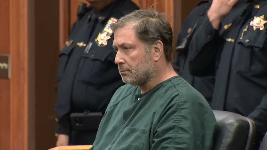 Stories About Paul Caneiro - CBS New York