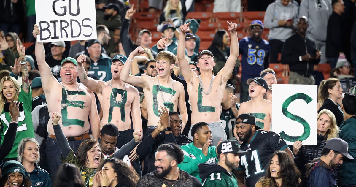 Survey Ranks Philadelphia 15th Best City For Football Fans - CBS ...