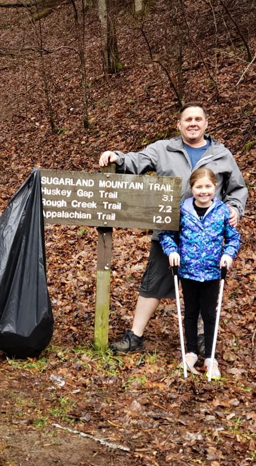 Father-daughter duo go on “Government Shutdown Litter Patrol” hike in ...
