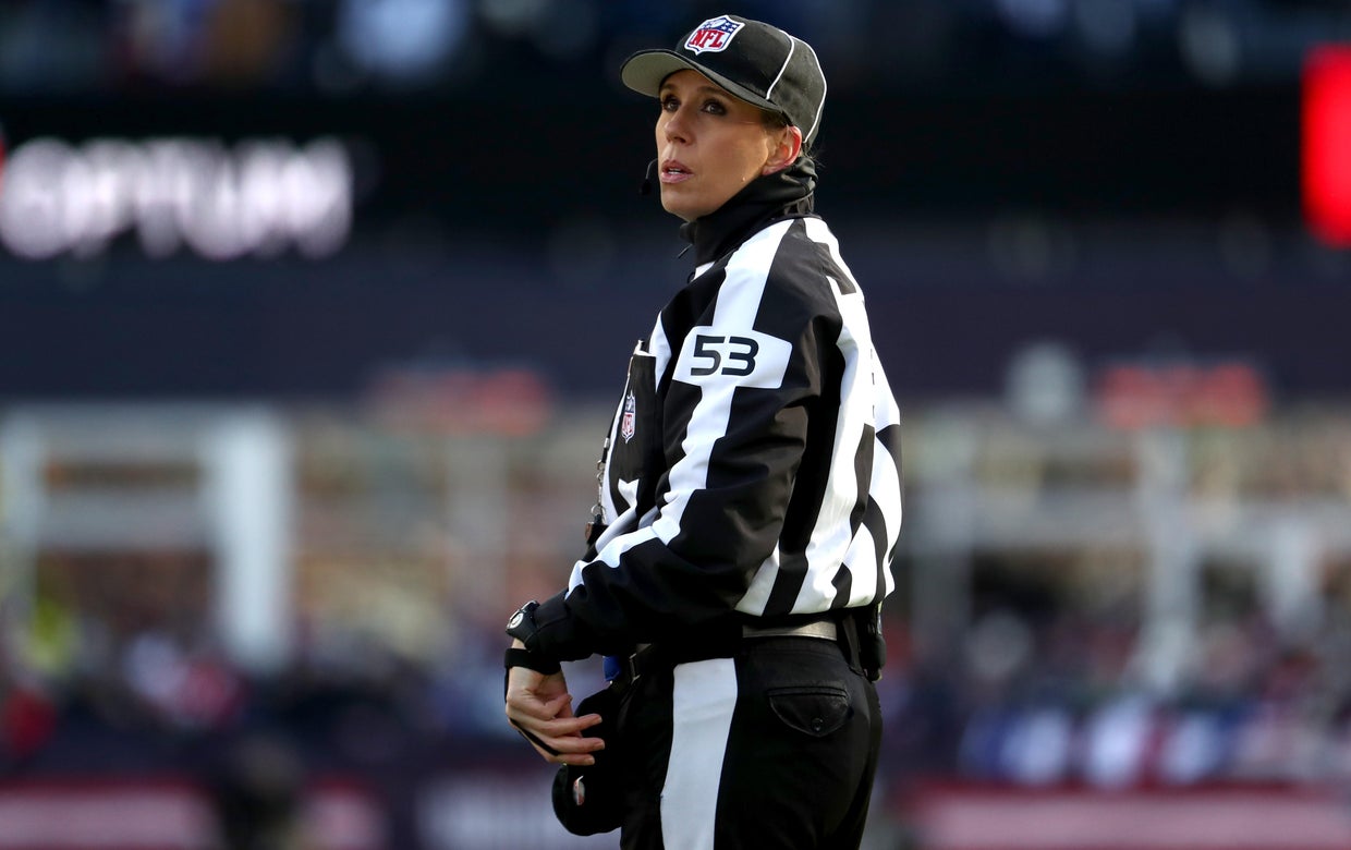 Sarah Thomas makes history as first female referee at NFL playoff game ...