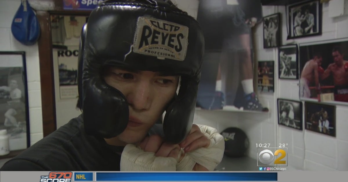 Downers Grove Boxer Making A Name For Himself In The Ring - CBS Chicago