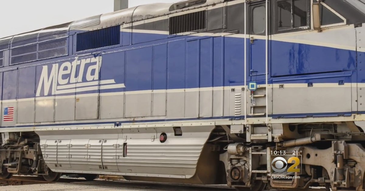 Metra Train Conductor Tests Positive For Coronavirus - CBS Chicago