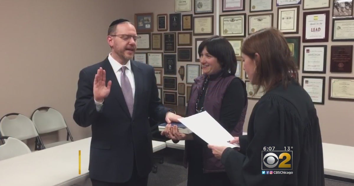 Religious Leader Ready For Statehouse Work - CBS Chicago