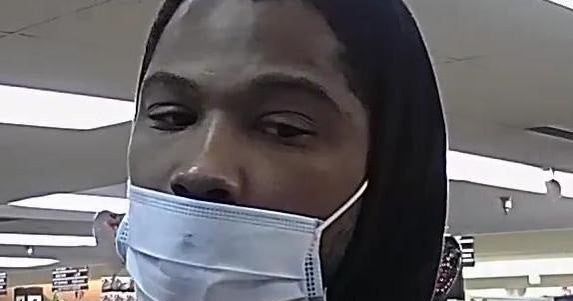 FBI: Man Robs TCF Bank In Lakeview East - CBS Chicago