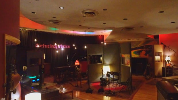 Electric Lady Recording Studios: The "House That Hendrix Built" - CBS News
