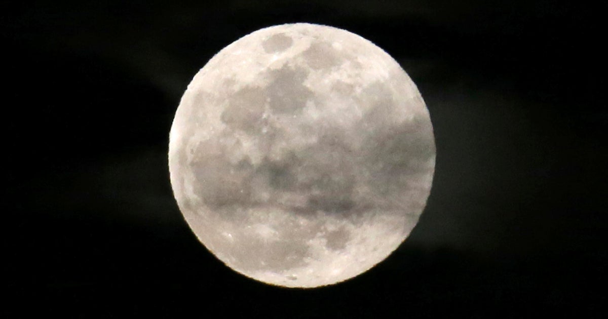 Supermoon 2019: "Super worm equinox moon," last supermoon of 2019 ...