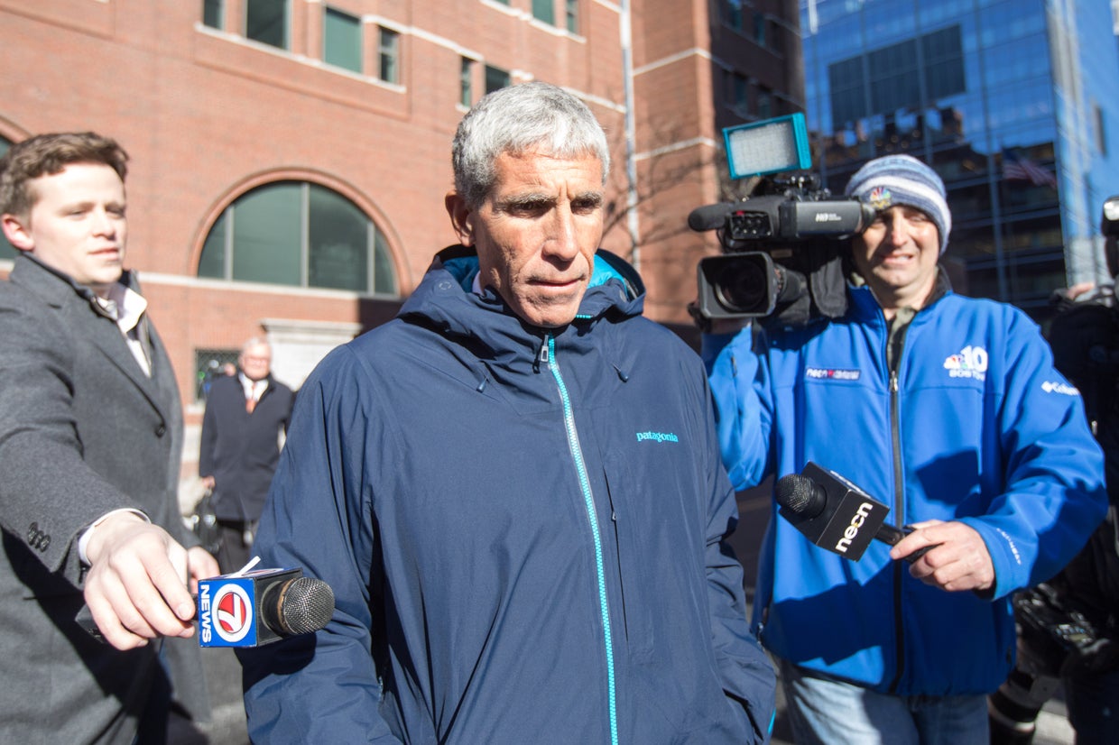 Rick Singer, mastermind of the "Varsity Blues" college cheating scandal ...