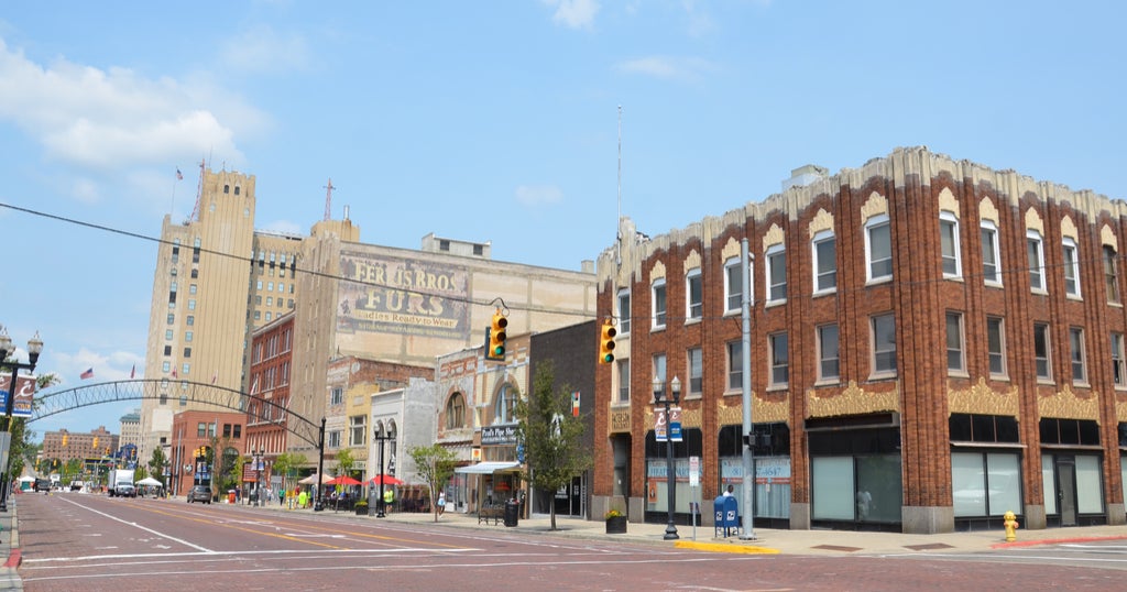 Help To Revitalize Flint Commercial Corridor - CBS Detroit