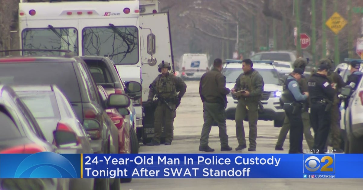 6-Hour SWAT Standoff In South Chicago Ends Peacefully - CBS Chicago