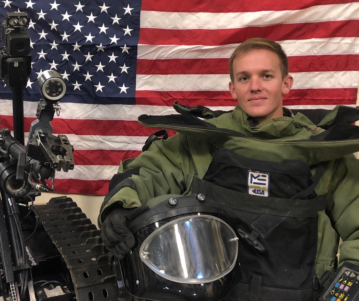 Flags To Be Lowered For Fallen Soldier From Cortez - CBS Colorado