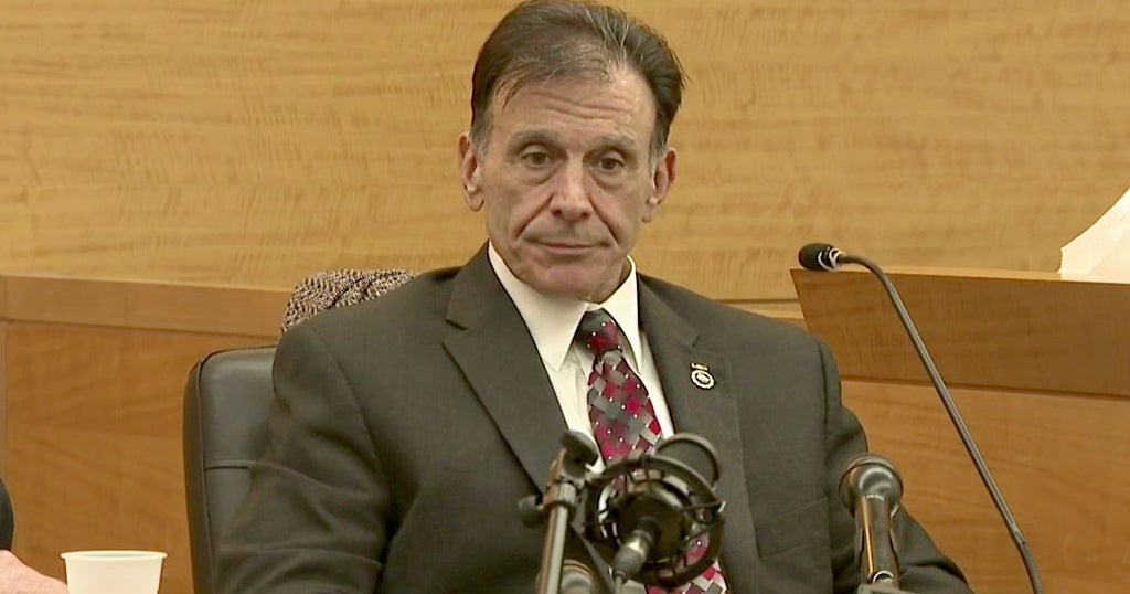 Infamous Detective Back On Stand In Another Wrongful Conviction Murder ...