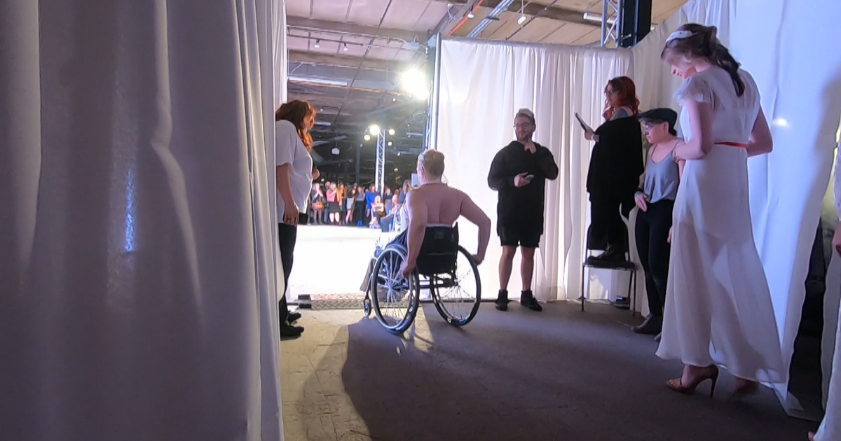 'Leave A Legacy': Model In Wheelchair Takes Charge Of Fashion Show ...