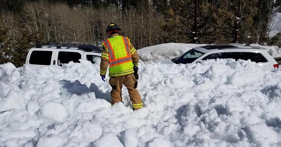 Snow Slide Traps Drivers On Highway 50 - Good Day Sacramento